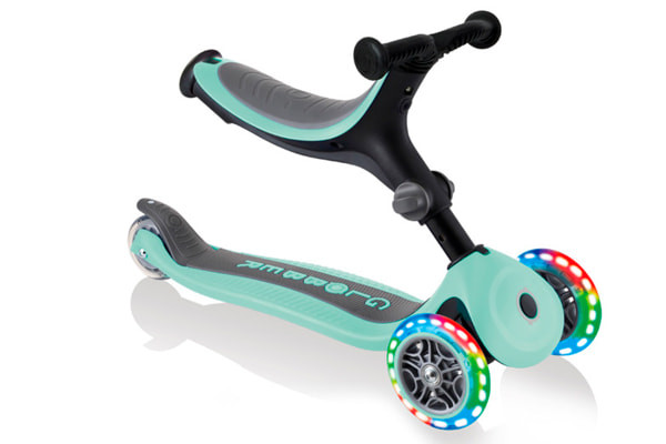 Globber Go Up Foldable Plus Lights minze | Kinderrollerxl.de